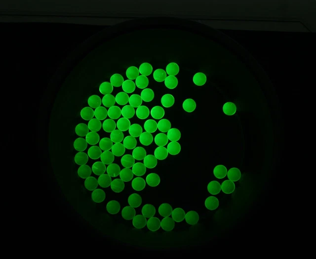 1 (ONE) X URANIUM / VASELINE GLASS SMALL MARBLE (10 mm) SHOWING UV ...