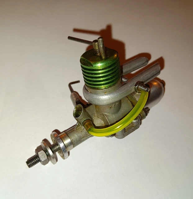 DC MERLIN 0.75CC model plane diesel engine, rare 1978 green anodised ...