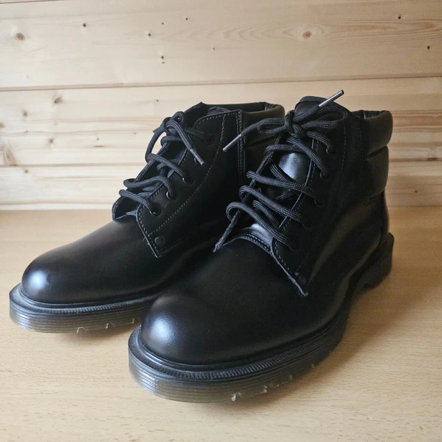 NEW SOLOVAIR NIAS Northern Ireland Ambulance Service Boots UK 9 Made in ...