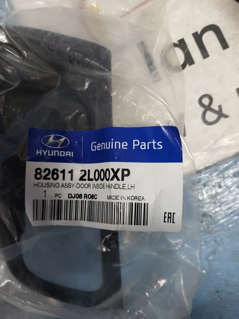 GENUINE NEW Hyundai I30 2008 - 12 Interior Door Release Lever Trim ...