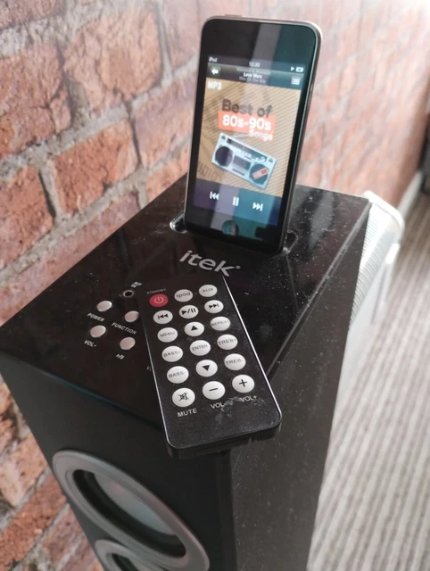 ITEK TOWER SPEAKER + Apple iPod touch 2nd Generation 8GB and remote ...