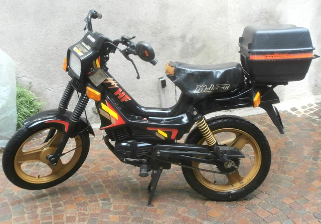 ANTICO CICLOMOTORE MALAGUTI Fifty HF MOTORINO 50 VINTAGE EPOCA MOTO ...