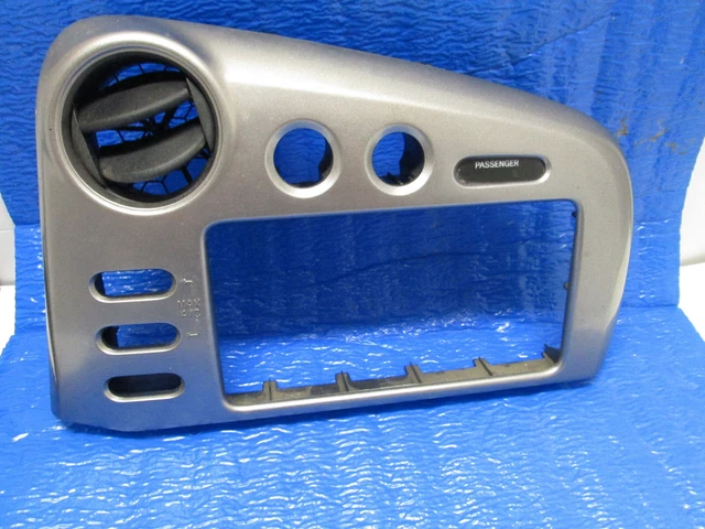 2003-2008 TOYOTA MATRIX Pontiac Vibe Center Dash Radio Bezel Trim Panel ...