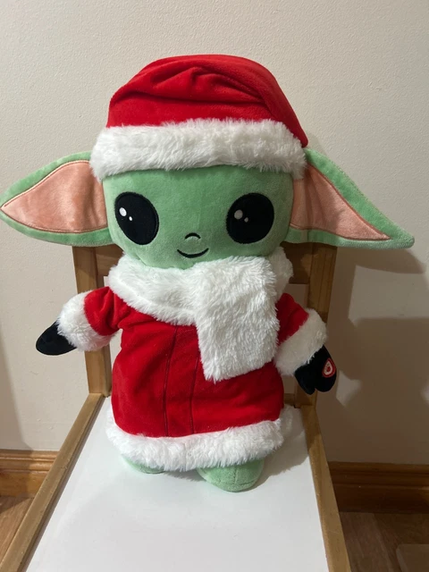 STAR WARS MANDALORIAN at Primark Baby Christmas Yoda with light up ...