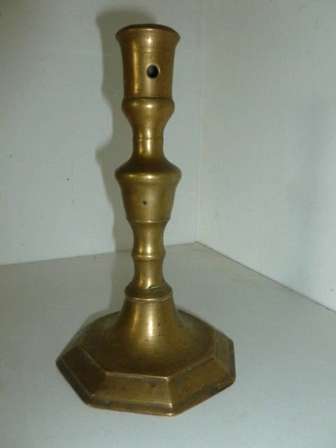 BOUGEOIR ANCIEN EN bronze à noeud CORDIFORME candlestick EUR 39,00 ...