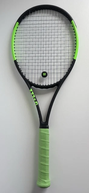 WILSON BLADE 98 V6 (16X19) Tennis Racket - Grip 3 (Immaculate Condition ...