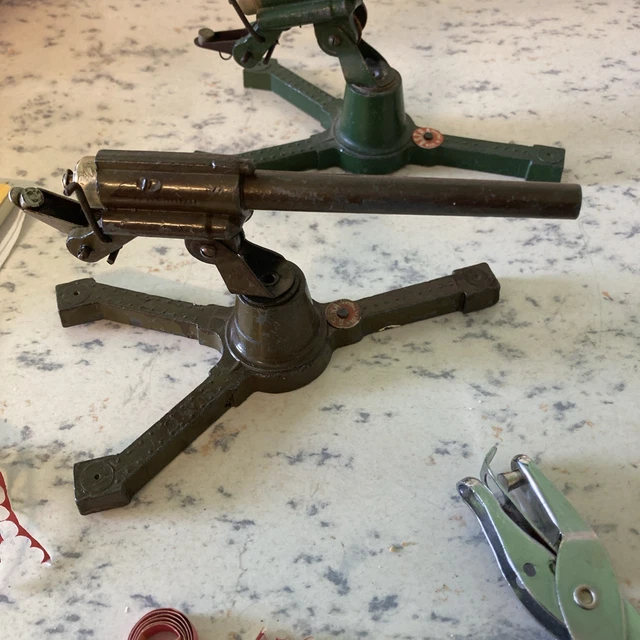 ASTRA PHAROS NO. 5 Anti-Aircraft Gun, 1940’s . Early Model Khaki Green ...
