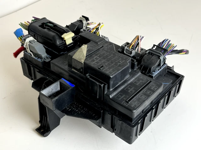 2009 FORD F150 Fuse Relay Box Relay Power Junction Block Oem 9L3T-15604 ...