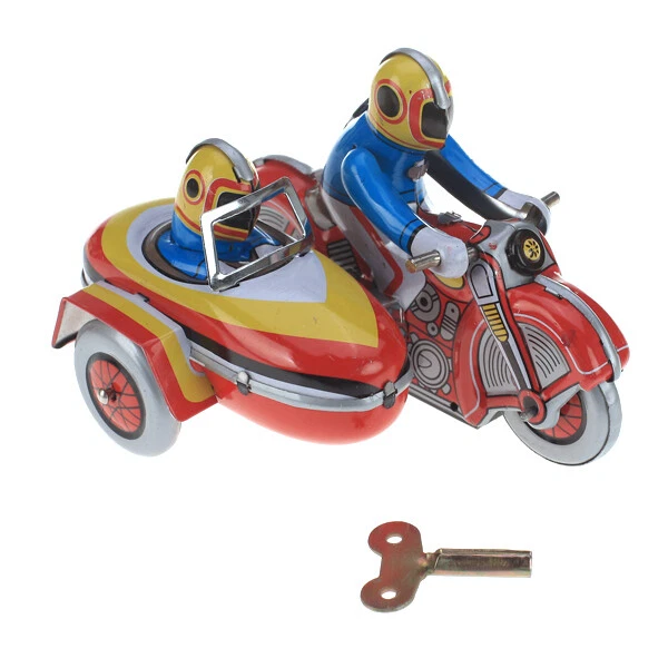 VINTAGE WIND UP Riders on Motorcycle & Sidecar Clockwork Tin Toys £10. ...