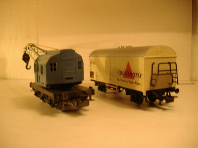 MÄRKLIN 4912 / Bausatz-Kranwagen + Märklin 4426 Apollinaris Kühlwagen ...