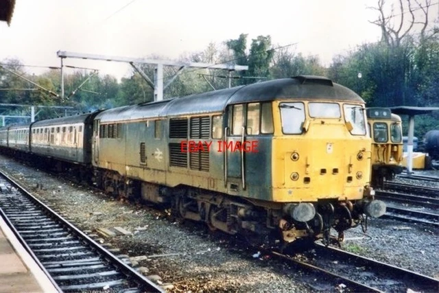 PHOTO 1987 Class 31 Loco No 31461 At Ipswich Railway Station Diesel ...