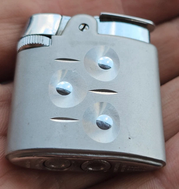 RARE VINTAGE COLLECTABLE Mini RONSON VARAFLAME Gas Lighter in Working ...