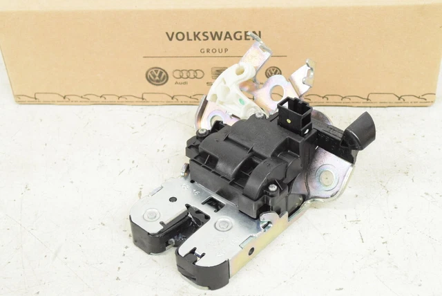 AUDI A3 8V 16- Tailgate lock trunk lid 4-pin flap lock ORIGINAL £30.00 ...
