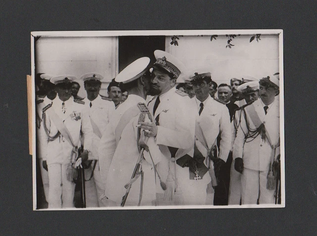 VINTAGE GENERAL BALBO Bids Farewell to Italian Pilot "Press Photo" 1933 ...