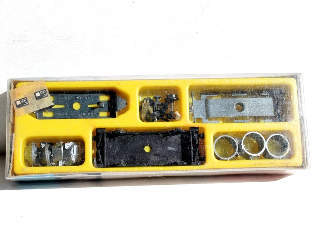 ARNOLD RAPIDO N 1/160, 457 B Wagon Plateforme Porte Cuve, Citerne, Neuf A Monter EUR 34,90 ...