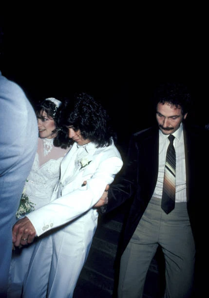 Valerie bertinelli and eddie van halen wedding 60 photos ...