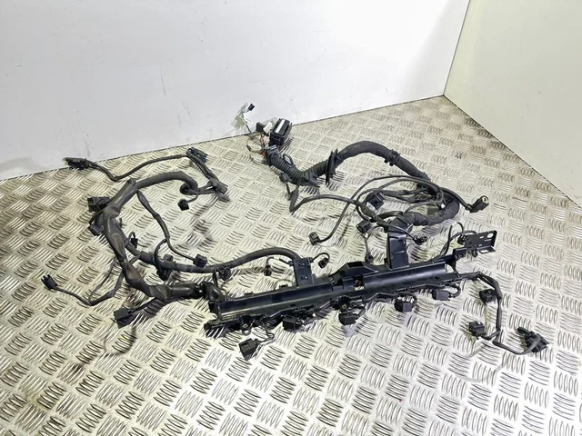 MERCEDES-BENZ E W211 2005 Diesel engine installation wiring loom ...