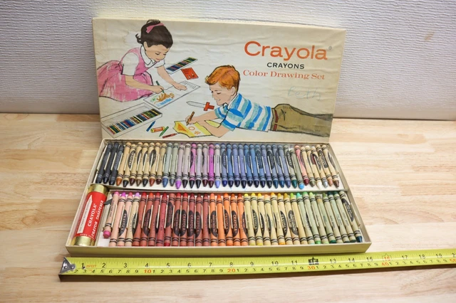 VINTAGE 60'S CRAYOLA Crayons Color Drawing Set 72 Rare Book Sharpener ...