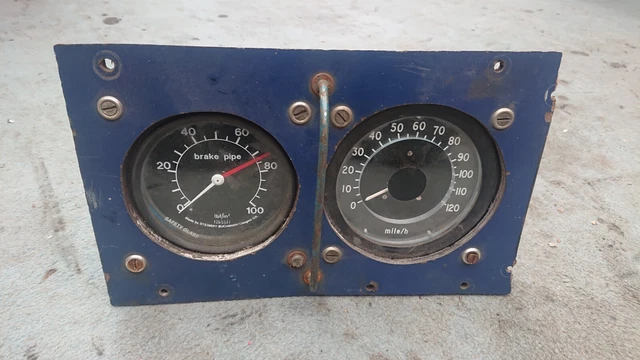 LOCOMOTIVE SPEEDO /BRAKE Gauge (Class 86?) £35.00 - PicClick UK