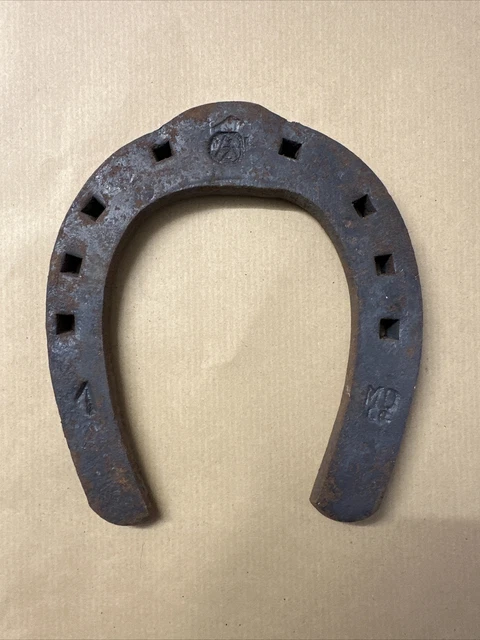 TRÈS BEAU ET ancien Fer à cheval 740 g, 16 cm x 14 EUR 12,00 - PicClick FR