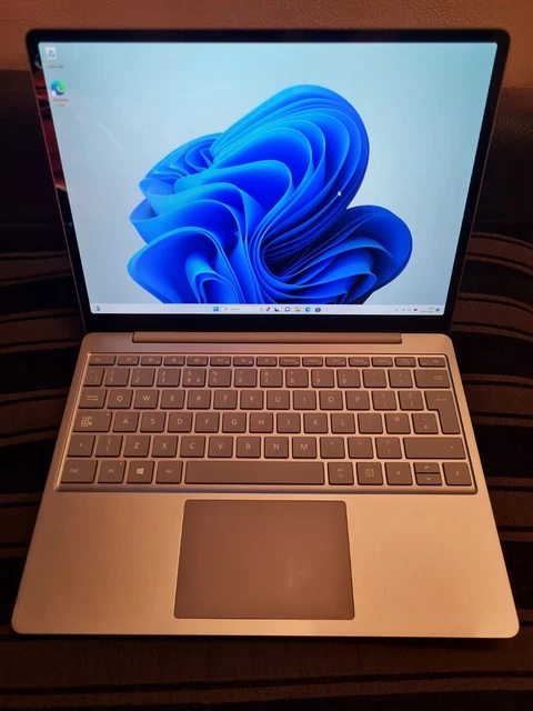 MICROSOFT SURFACE LAPTOP Go i5-10th Gen HD Touchscreen 8GB RAM 256GB SSD £155.68 - PicClick UK
