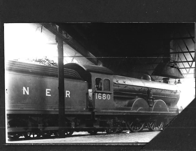 LNER - C6 Class 4-4-2 - No. 1680 @ York - 1932 - Vintage Image ...