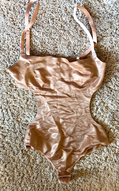 SKIMS SHAPEWEAR THONG Bodysuit Size XXS NEW £10.01 - PicClick UK