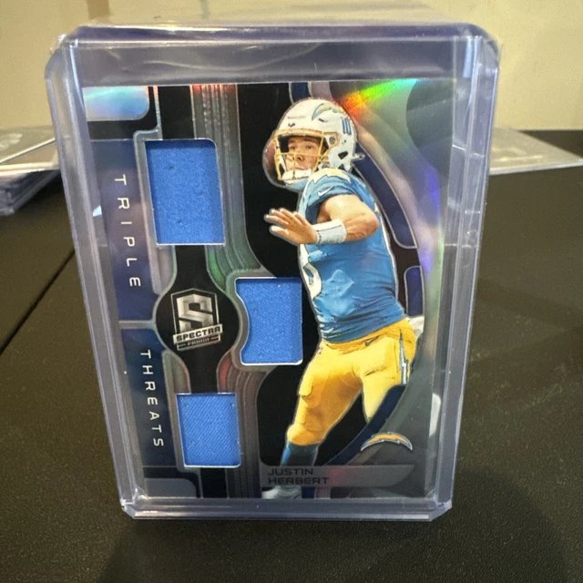PATCH MAILLOT TRIPLE menaces Justin Herbert 2023 Panini Spectra / 99 ...