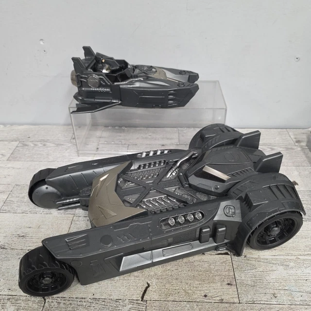 BATMAN BAT-TECH BATMOBILE and Bat boat 2-in-1 Transforming Vehicle $20. ...