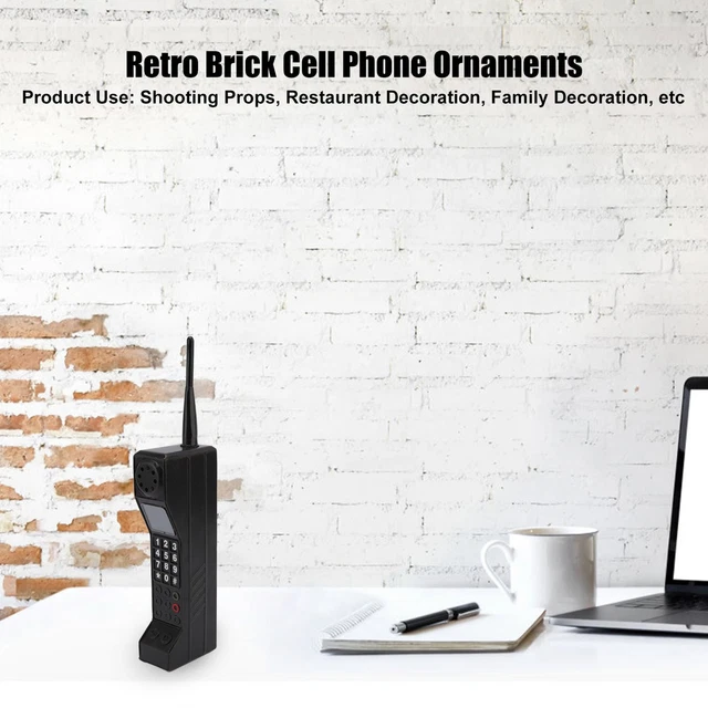 BRICK MOBILE PHONE Model Vintage Cell Phone Prop Old Fashioned ...