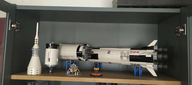 LEGO IDEAS: NASA Apollo Saturn V (21309) razzo con lander lunare EUR 62 ...