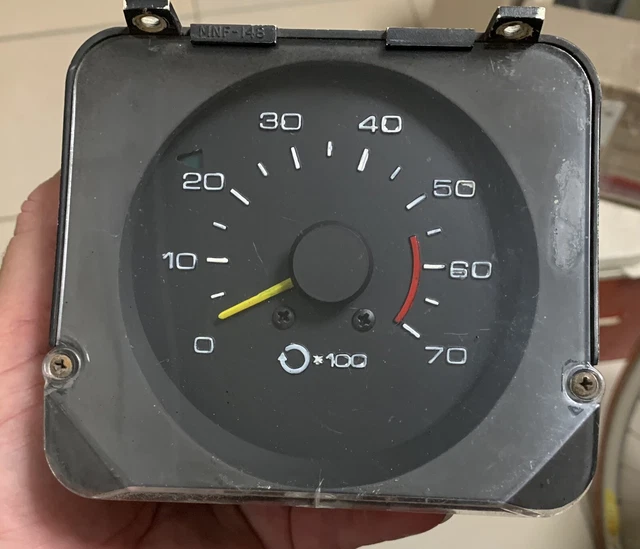 HOLDEN MONARO GTS Hj Hx Hz Yellow Needle Tacho Dash Cluster Gauge ...