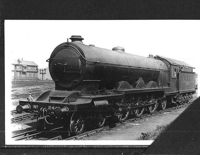 LNER EX NER - A2 Class 4-6-2 No. 2401 - Vintage Image - # L8755 £1.50 ...