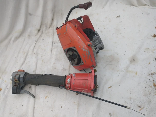 KOMATSU ZENOAH G2K Petrol Strimmer Engine And Clutch / Throttle Spares ...