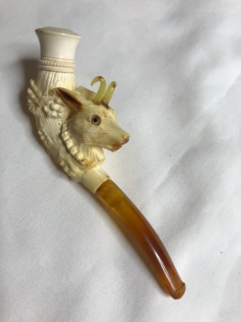 SUPERB ANTIQUE MEERSCHAUM pipe carved as an amber horned Goats head £95 ...