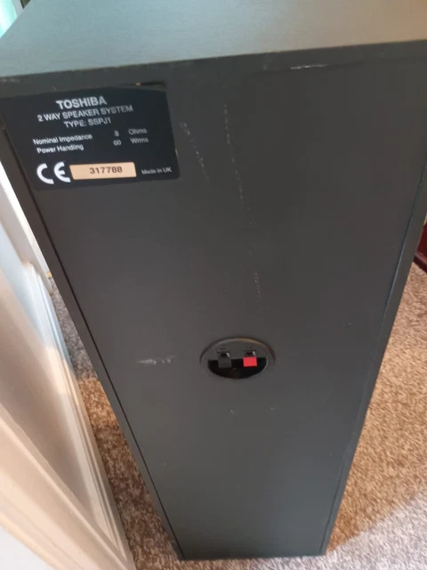 PAIR TOSHIBA FLOOR Standing 2 way Speakers SSPJ1 60w RMS £60.00 ...