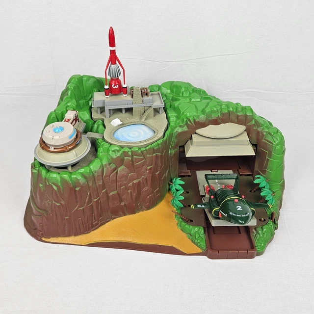 CARLTON THUNDERBIRDS TRACY Island Playset - Read Description £26.71 ...