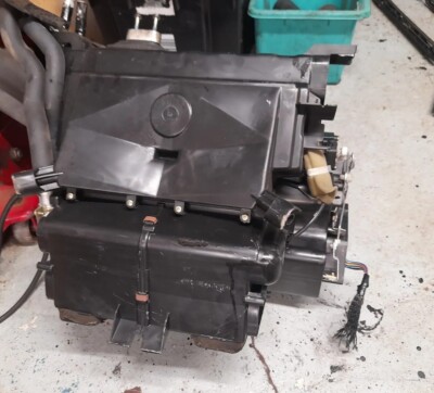 LAND ROVER DISCOVERY 2 Td5 Complete Heater Box With Matrix And AC £100. ...