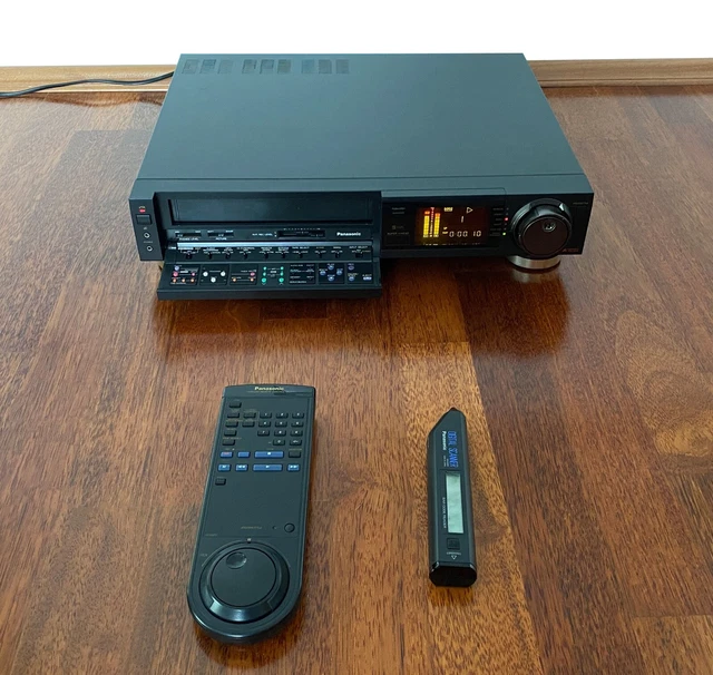 PANASONIC NV-FS90 S-VHS-VIDEOREKORDER inkl. Fernbedienung & Digital ...
