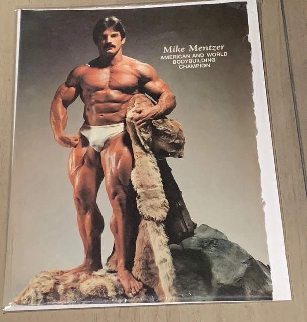 MIKE MENTZER ICONIC Photo Taken From Bodybuilding Muscle Builder ... MIKE MENTZER ICONIC Photo Taken From Bodybuilding Muscle Builder ...