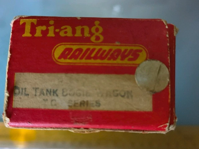 TRIANG R117 SHELL Oil Tanker Wagon Red with Box Made in England £11.85 ...