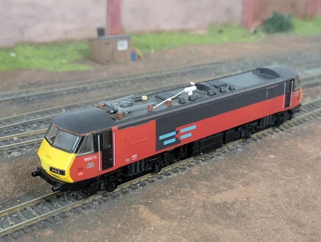 HORNBY R062 OO Gauge Class 90 Electric 90018 RES Parcels Livery £45.00 ...