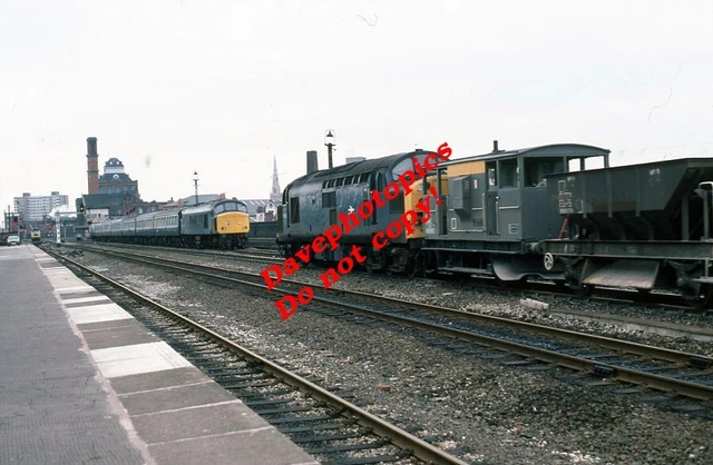 ORIGINAL 35MM Slide Railway Diesel- 37095 & 45139 @ Manchester Victoria ...