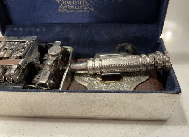 VINTAGE WILKINSON SWORD Empire Model 7-Day Safety Razor Set In Chrome ...