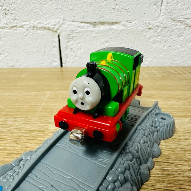 PERCY TAKES THE Plunge - Thomas & Friends Take n Play Along Diecast ...