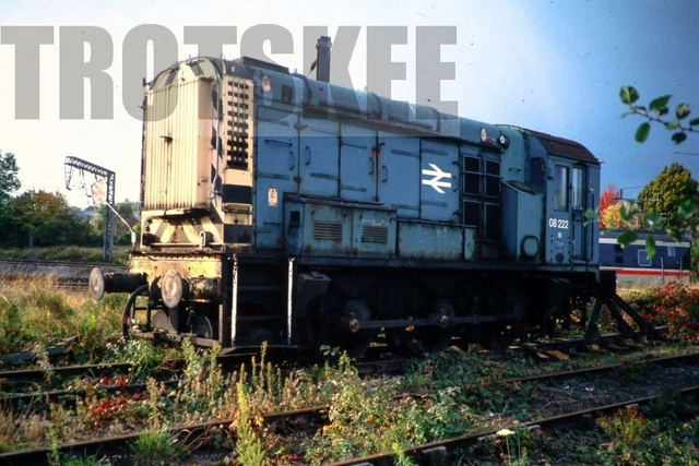 35MM SLIDE BR British Railways Diesel Loco Class 08 08222 Bounds Green ...