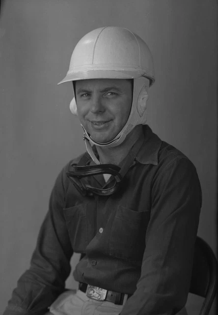 DRIVER CLIFF GRIFFITH poses for a headshot 1950 Indy Photo 1 $9.00 ...