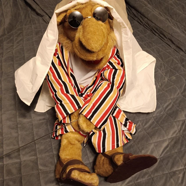 VINTAGE 2003 SUNNY Toy Company Saudi Sheik Prince Joe Camel Full Body ...