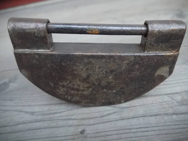 ANTIQUE JAPANESE IRON Padlock Kura-kagi Warehouse Traditional Lock with ...