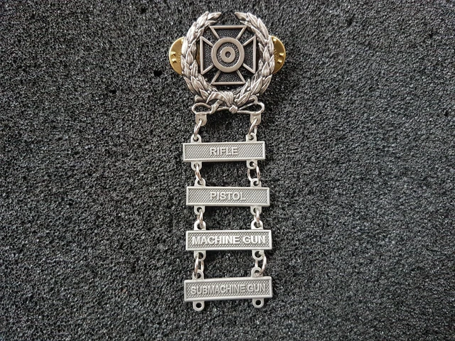 US SHOOTING BADGE Expert Rifle Pistol Submachine-Gun Machine Gun Matte ...